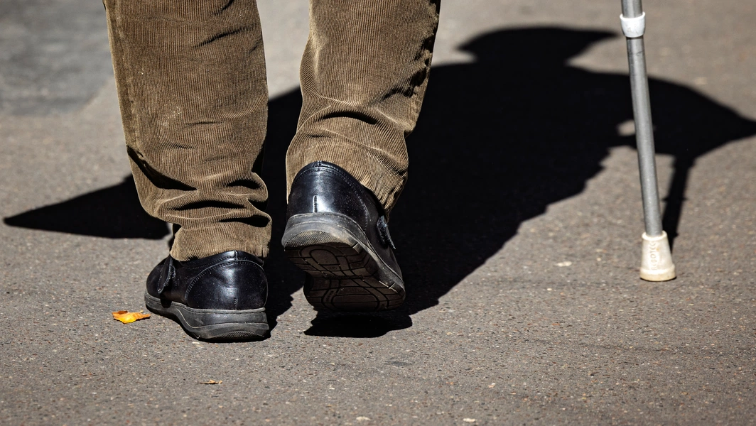 Tracking early Parkinson’s through gait and step data