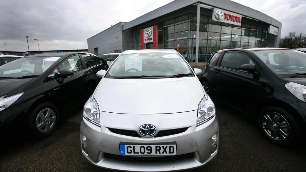 Prius faces decline amid shift to larger hybrids