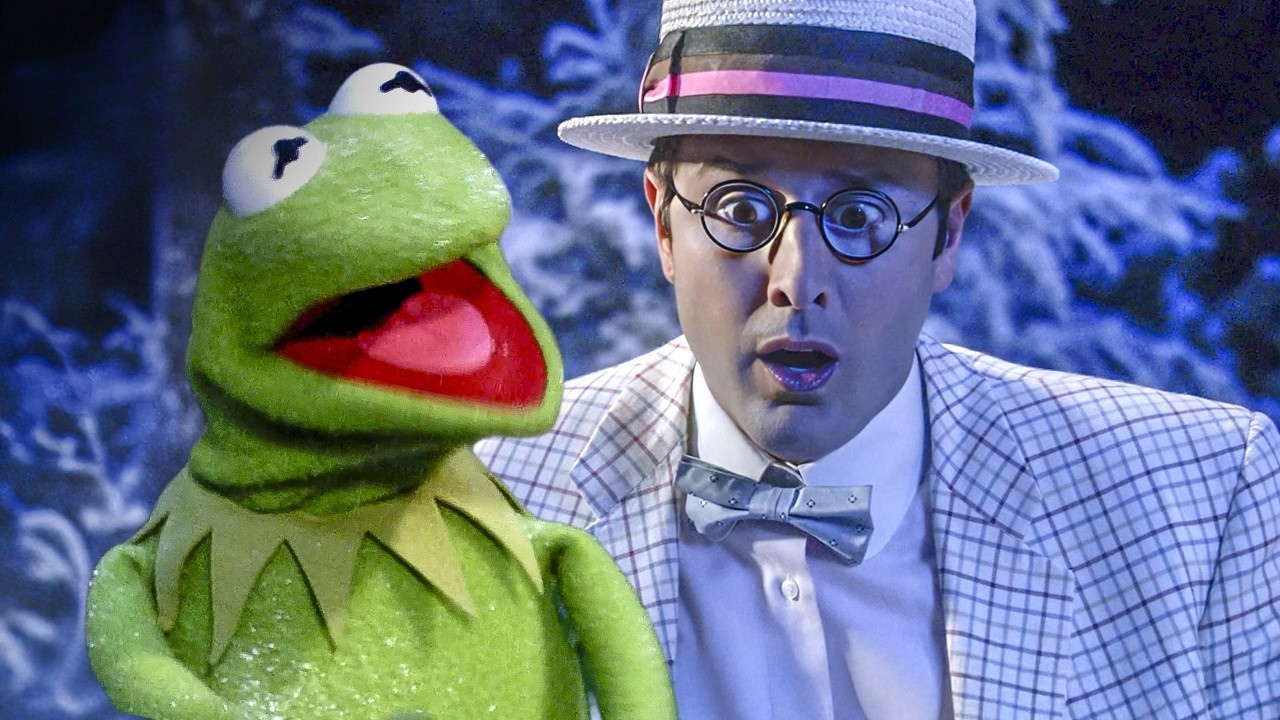 Kermit tells Daniel his sad wish on the bridge | It's a very merry ...