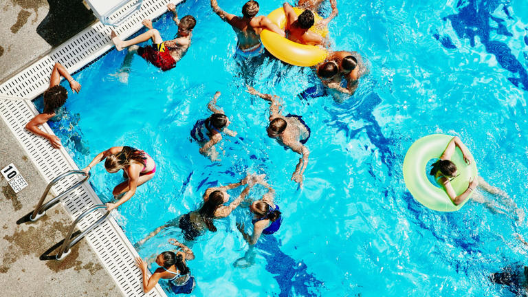 Energieversorger dreht Mietern 4 Tage lang das Warmwasser ab – schickt ...