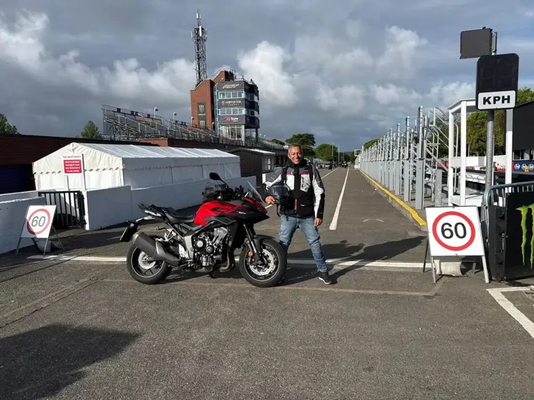 Honda CB1000GT: provata per 7.000 km! Long test dall'Italia fino all ...