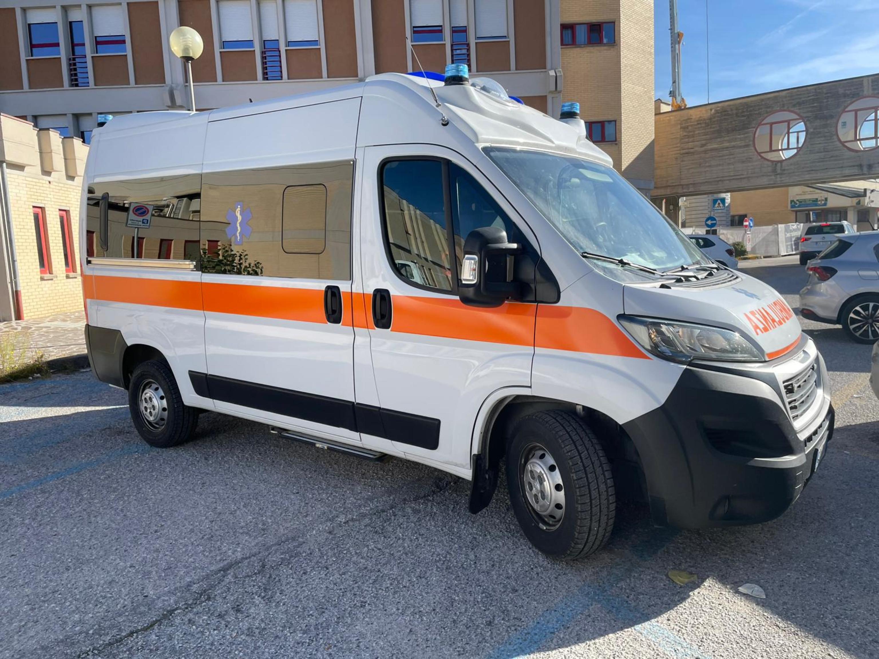 Scontro auto-moto nel Pordenonese, morto giovane centauro