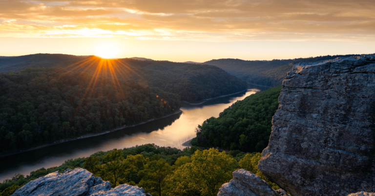 This scenic Kentucky river float feels like a natural lazy river