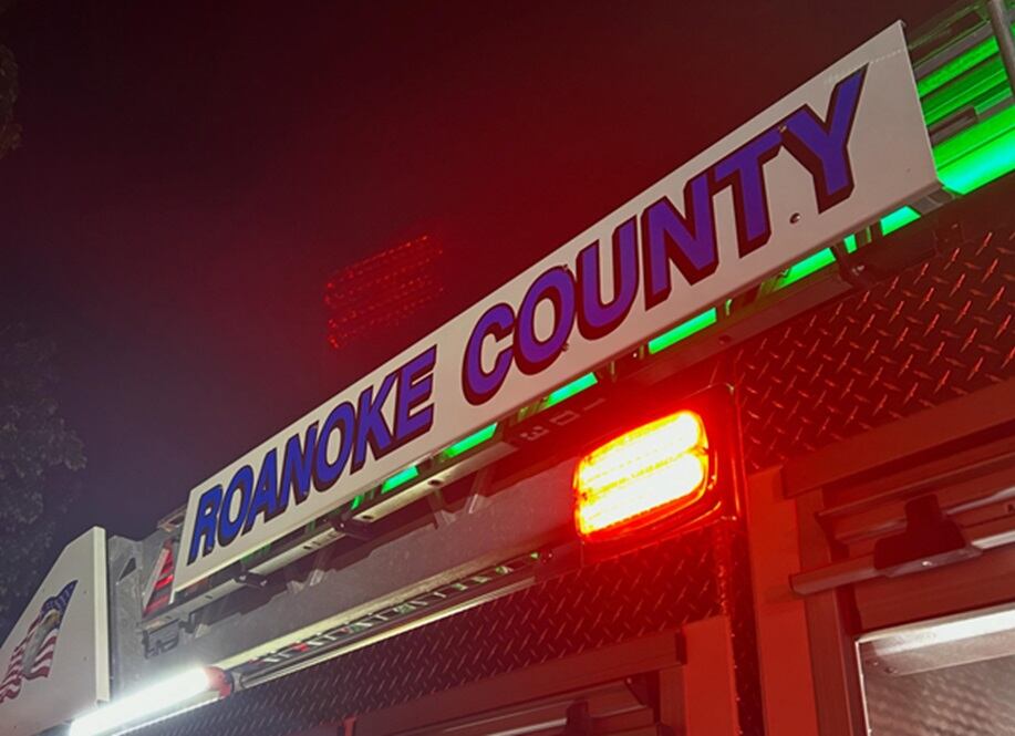 Resident injured, multiple cats found dead in Vinton house fire