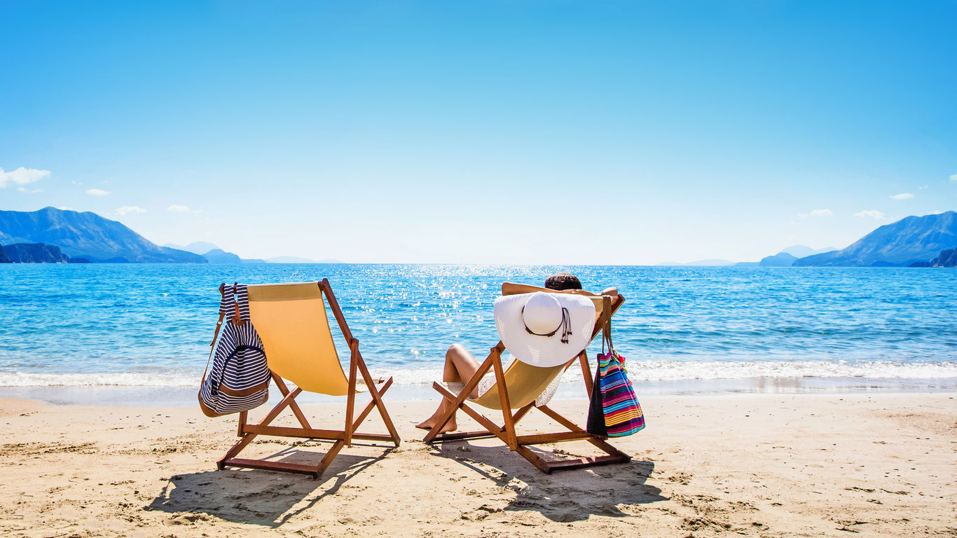 Popular US beaches hit with health alerts, closures due to bacteria ...