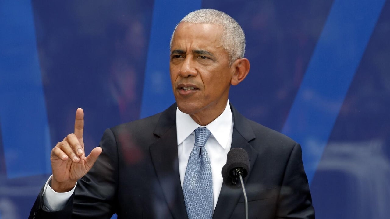 Obama urges resiliency and unity during speech at Obama Presidential ...