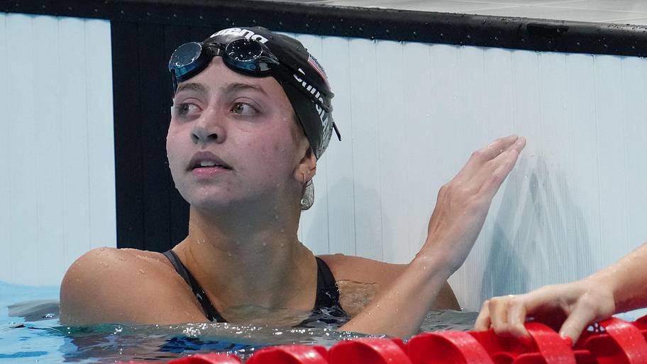 Virginia alum Katie Douglass sets world 50 freestyle record