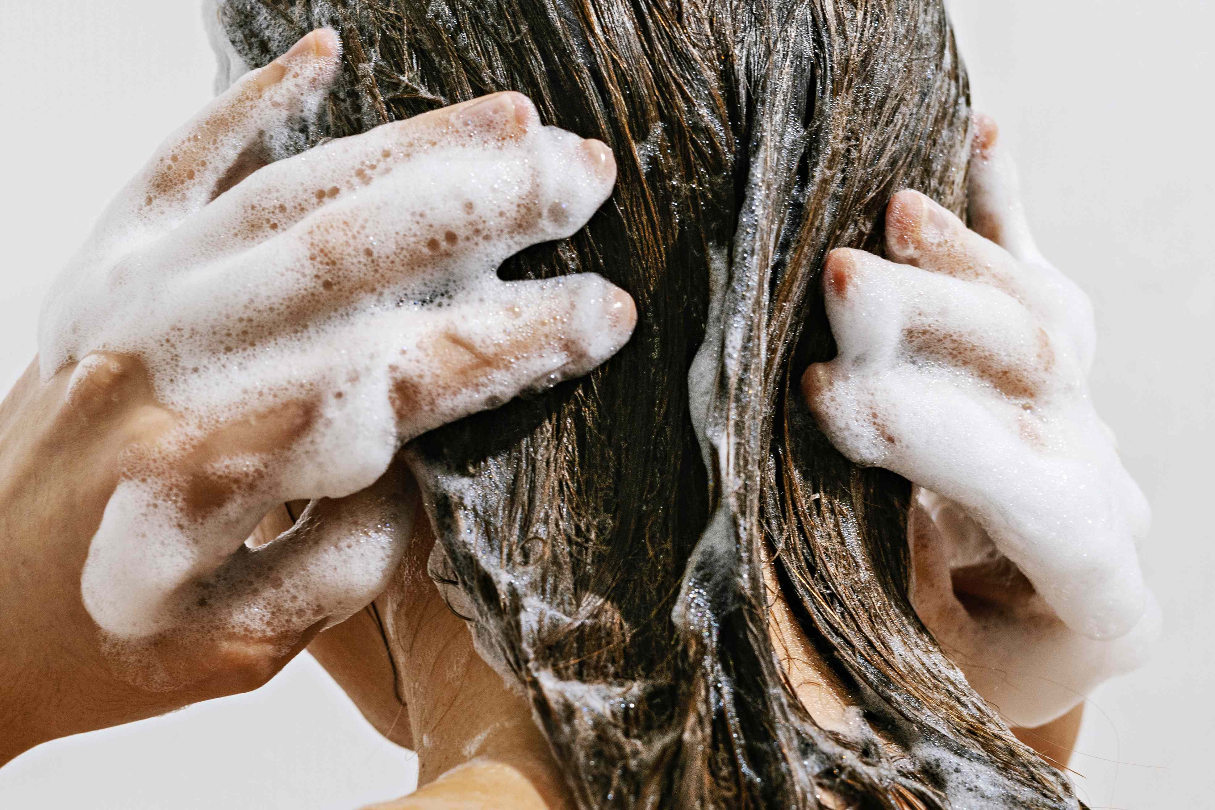 The right way to wash your hair—and what experts say most people get wrong