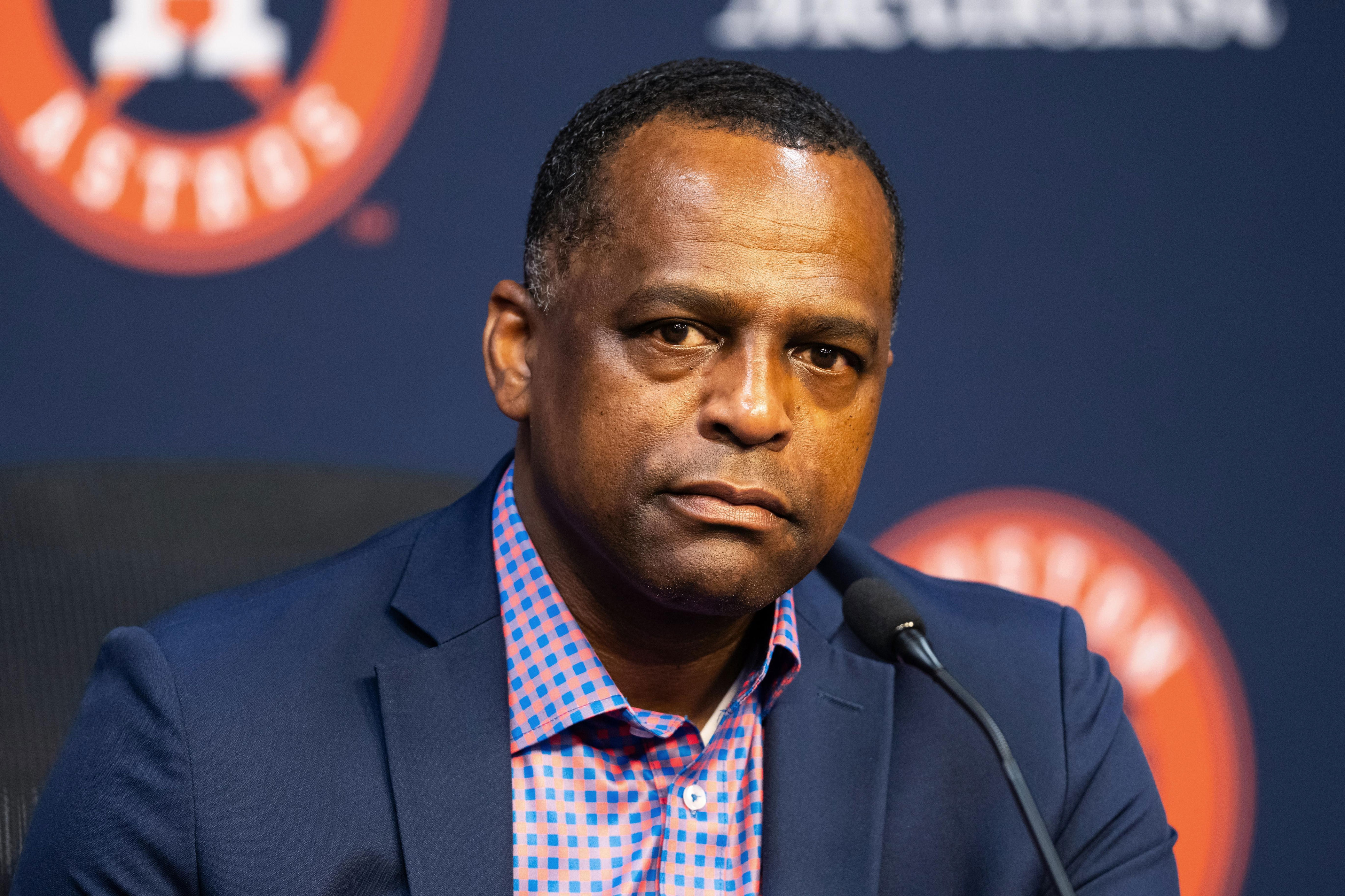 Report: Astros GM Dana Brown telling teams Houston is not selling