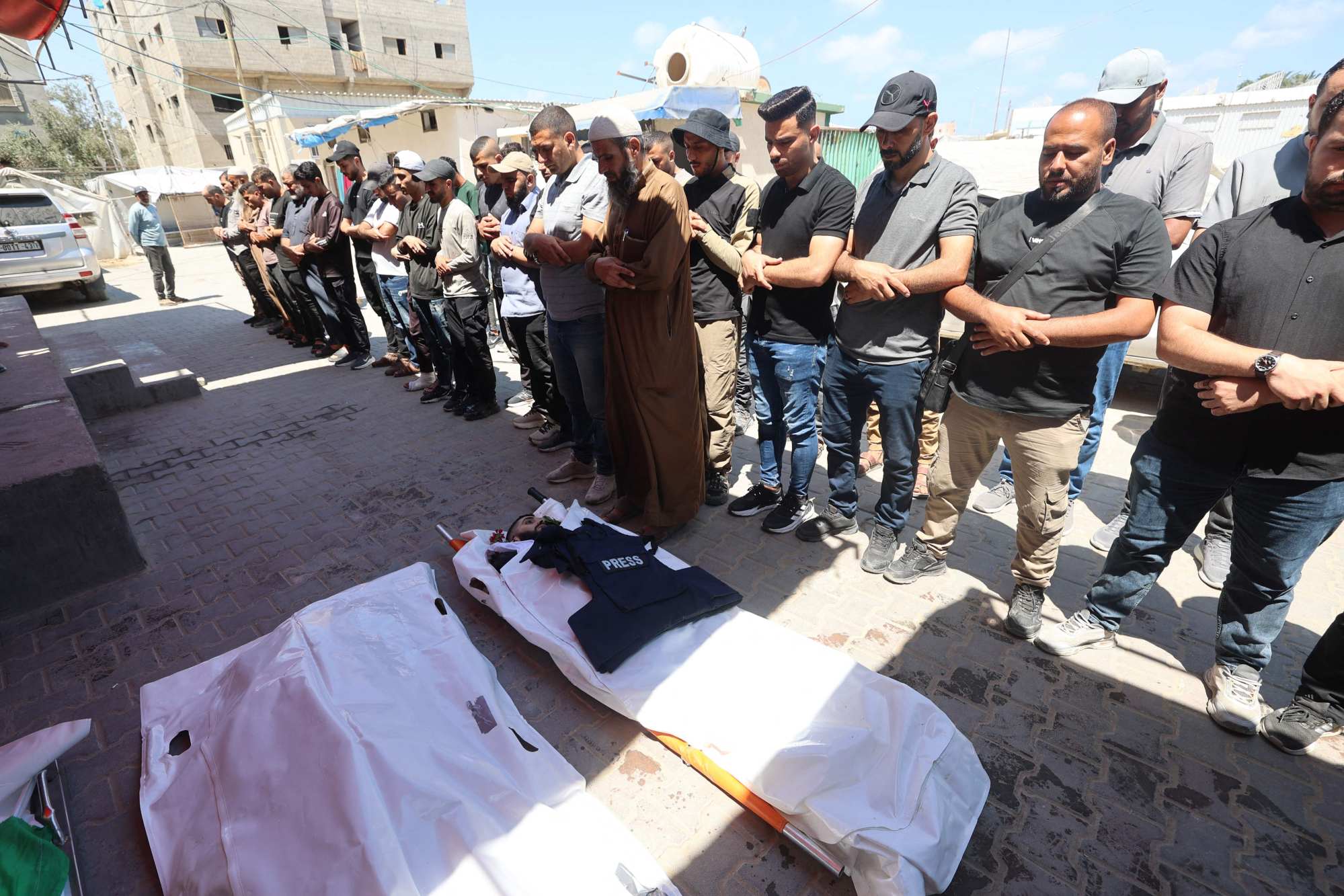 Israeli 'smear campaign' targets journalists, threatens safety, Al ...