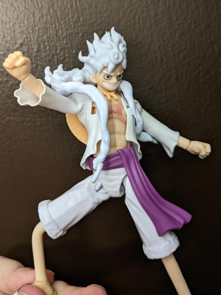Anime Heroes One Piece Gear 5 Luffy action figure is a little bendy