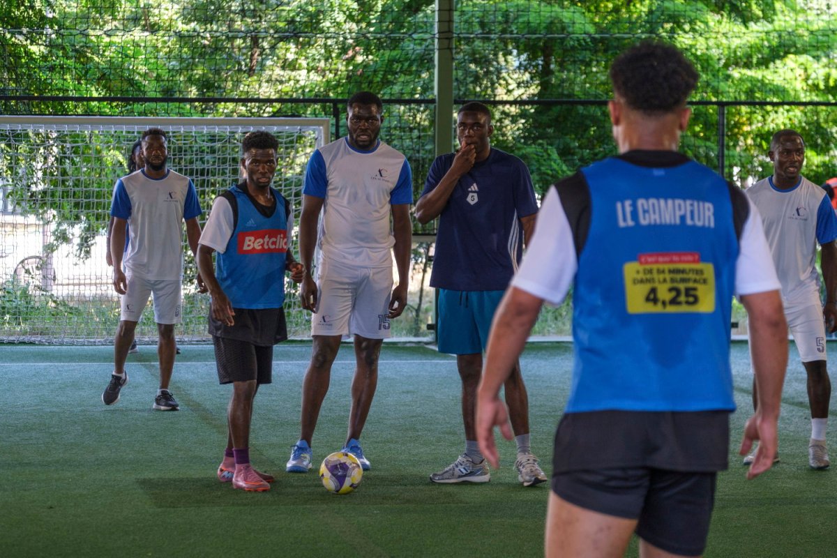 « Dans leur pays, certains étaient même professionnels » : à la ...