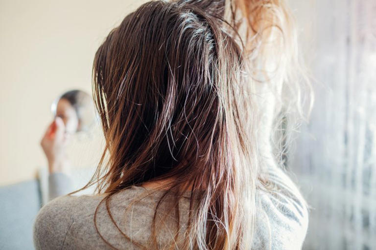 Hair expert warns against making 'basic mistake' that badly damages ...