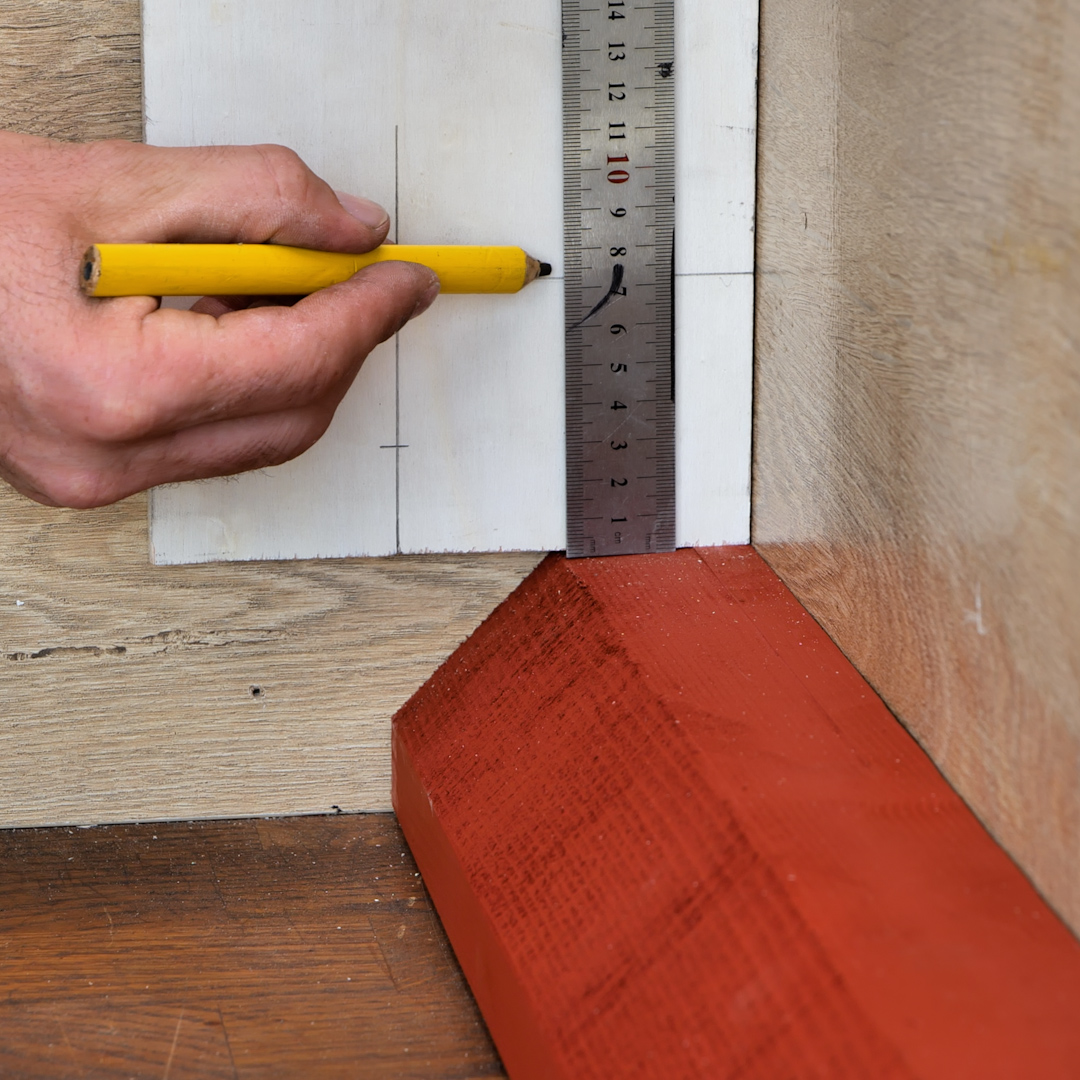 Woodworking hack for finding the right angle! 🪚📏