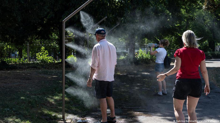 Severe heat wave sweeps Europe, triggering alerts and disruptions