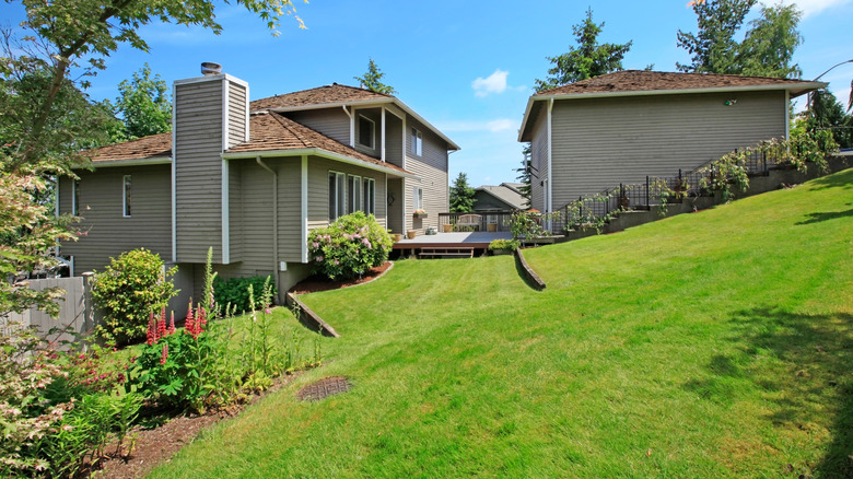 Skip the retaining walls: There's another solution for sloped yards