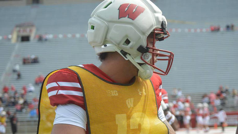 One big sleeper at each position on Wisconsin football's defense