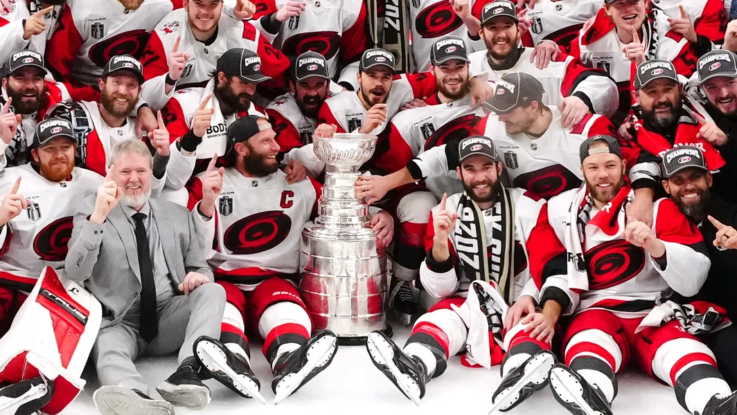 Hurricanes' wild Stanley Cup parade draws record Raleigh crowd
