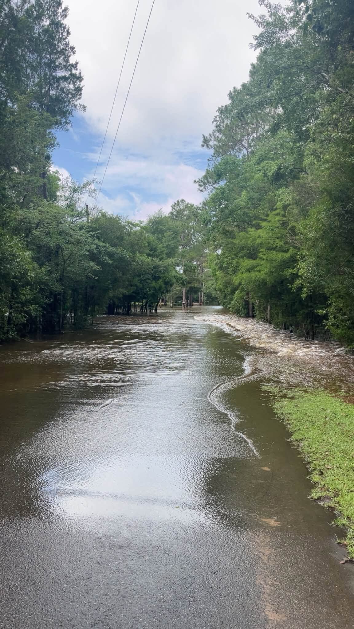 Milton, Florida area still dealing with road flooding Sunday
