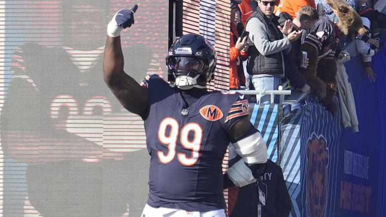 Bears have an obvious extension decision with Gervon Dexter Sr.