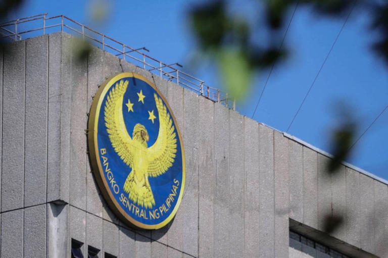 BSP seen pausing if inflation reverses