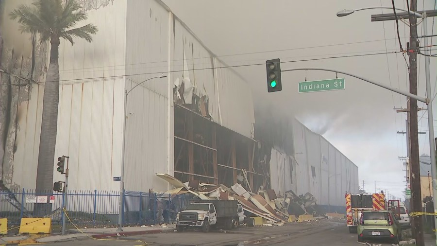 Water use to fight LA warehouse fire weakening walls