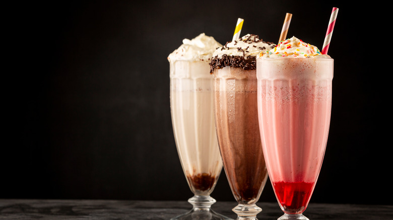 20 best ingredients to add to your milkshakes