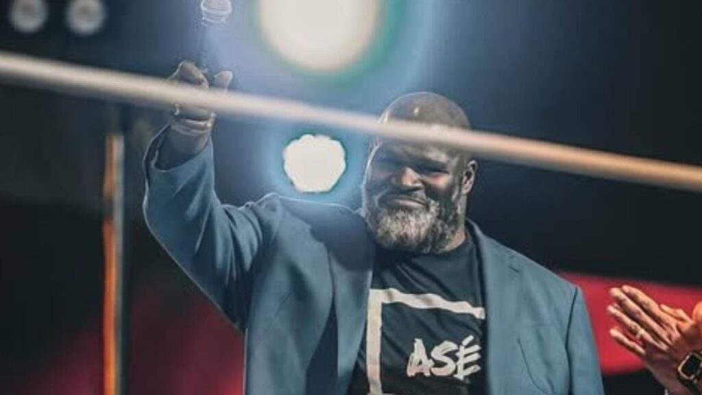 Mark Henry claims no one can match his three-discipline legacy