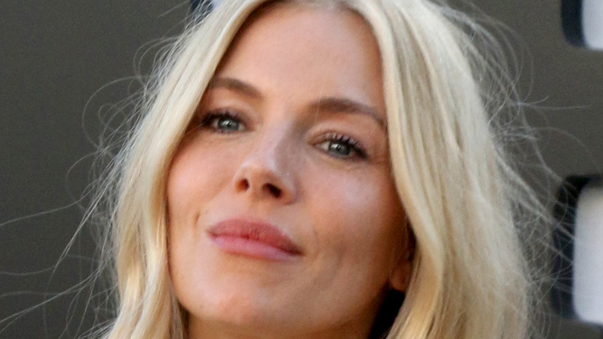 We can't get over Sienna Miller's stunning transformation
