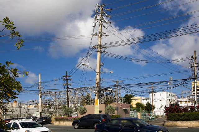 Puerto Rico's $1 billion rescue plan promised rooftop solar, batteries ...