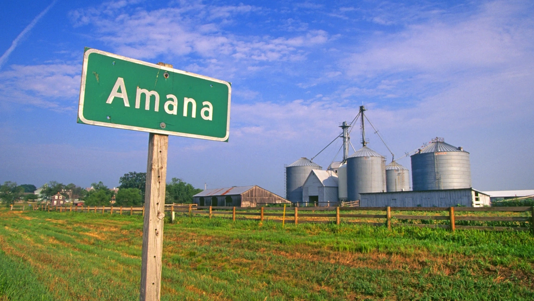 5 historic Iowa towns rich in culture and heritage