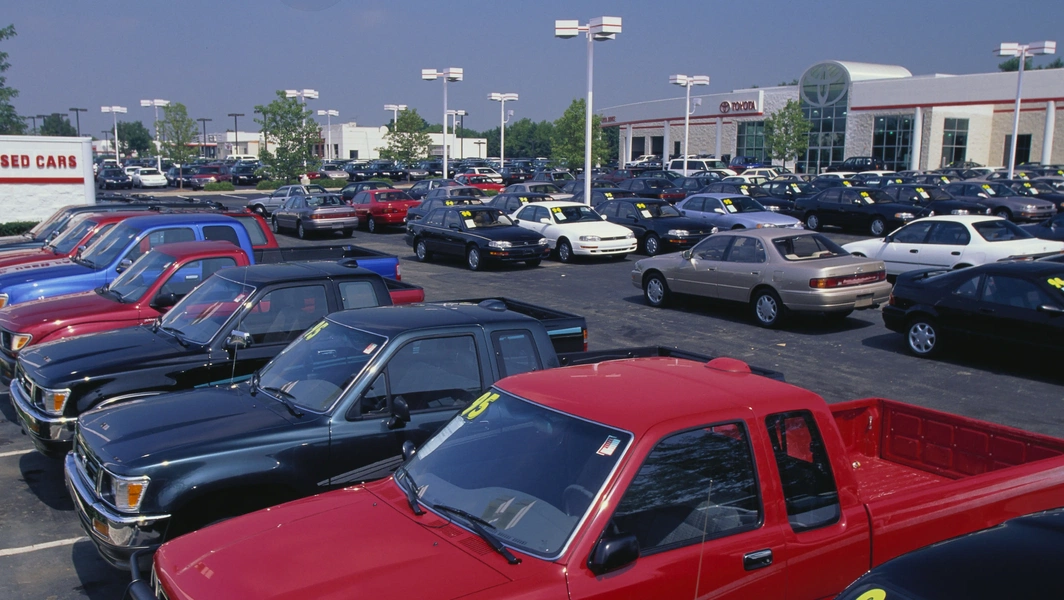8 1990s cars that failed to impress over time