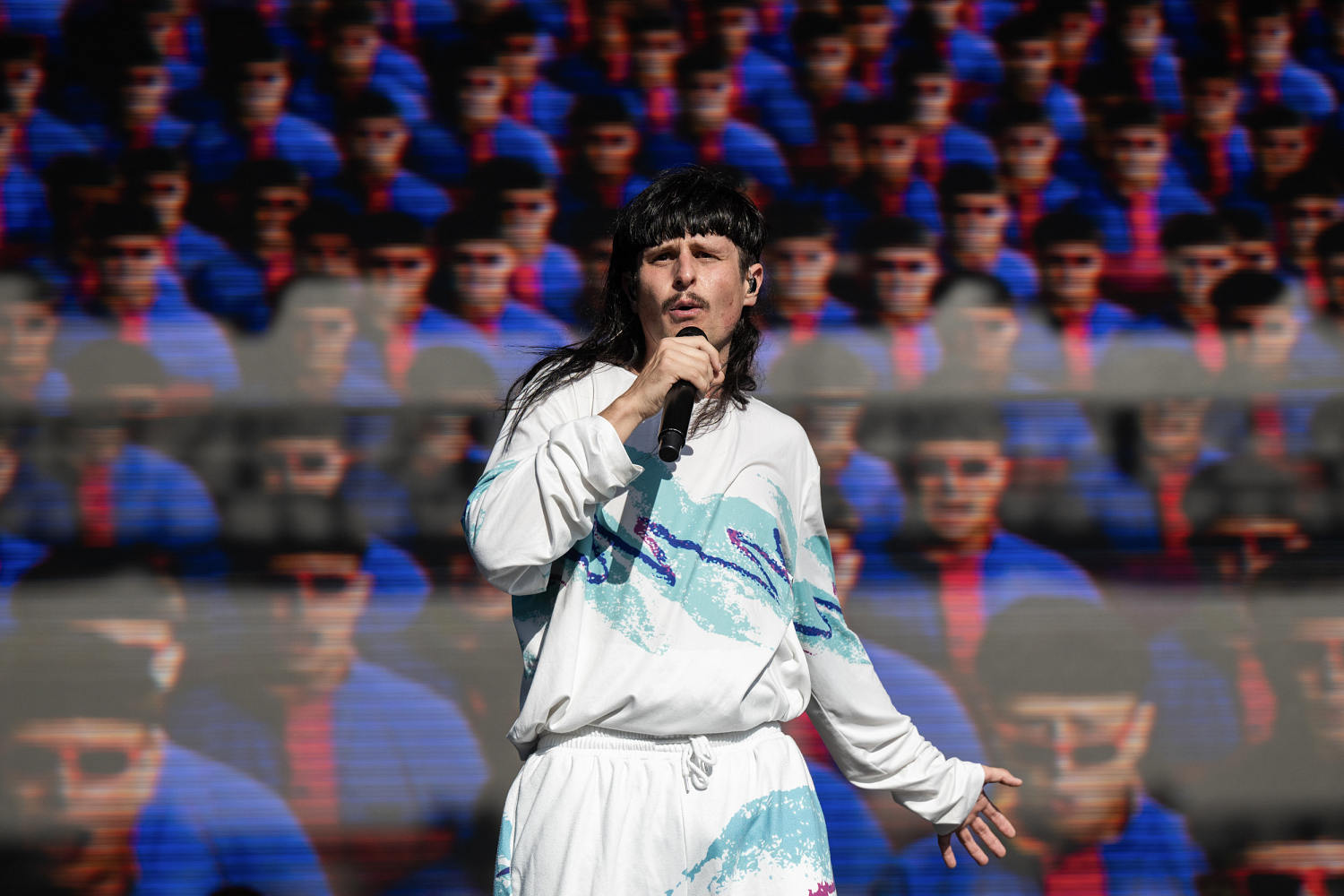 Singer Oliver Tree’s body back in California after helicopter crash in ...