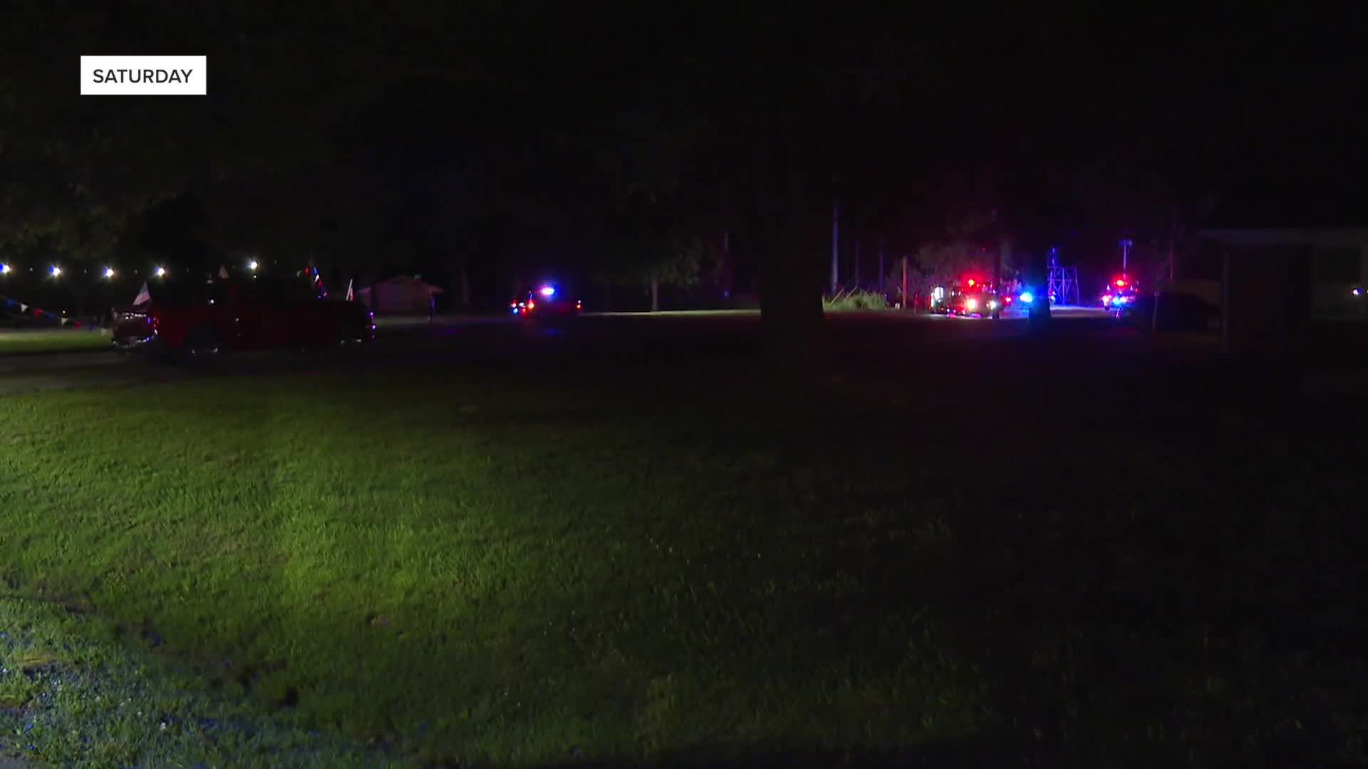 Broken Arrow firefighters respond to fire at fireworks stand