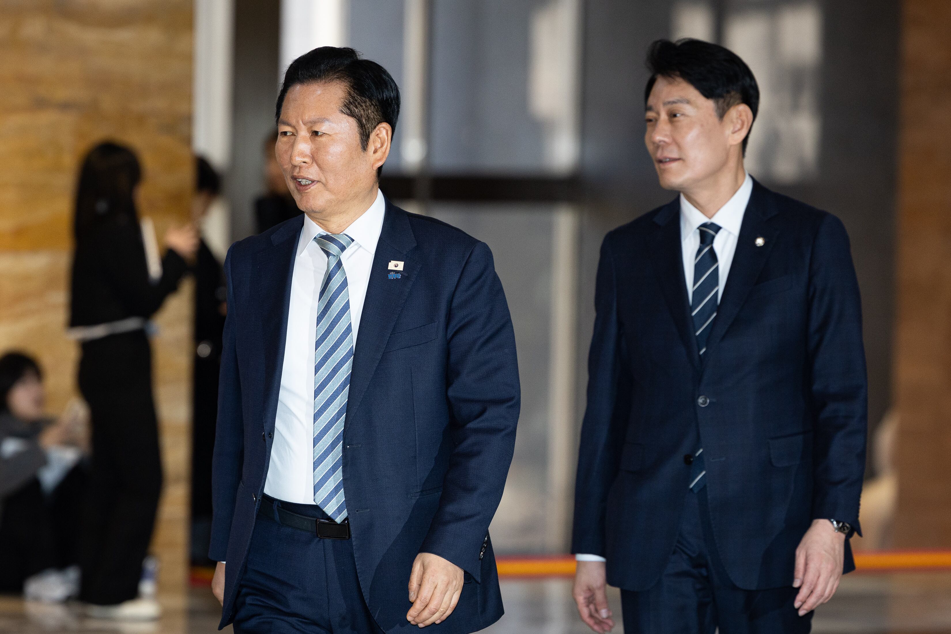 Democratic Party chief of staff urges reconsideration of Jung Chung-rae ...
