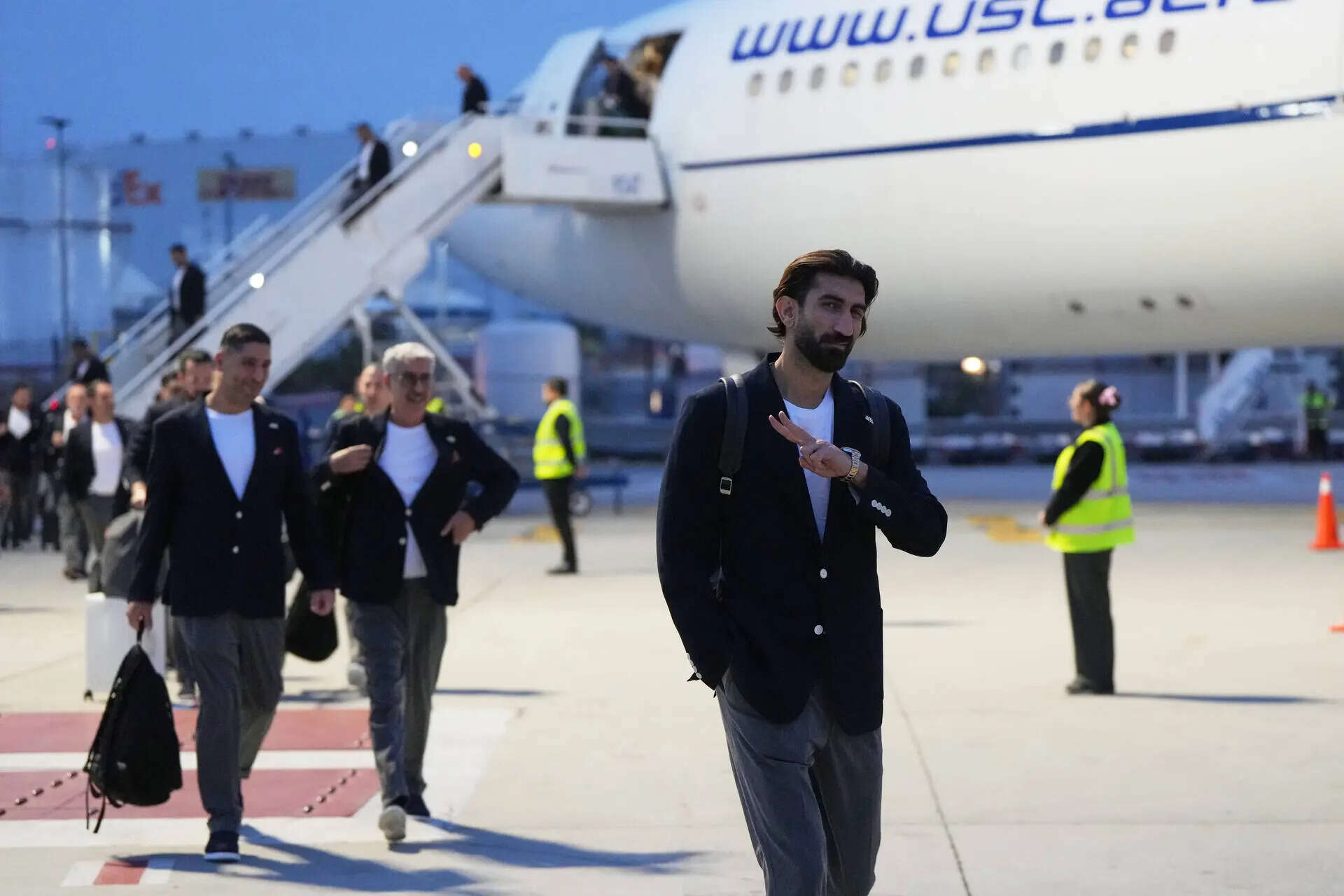 Meet Iranian goalkeeper with two Guinness World Records behind heroic ...