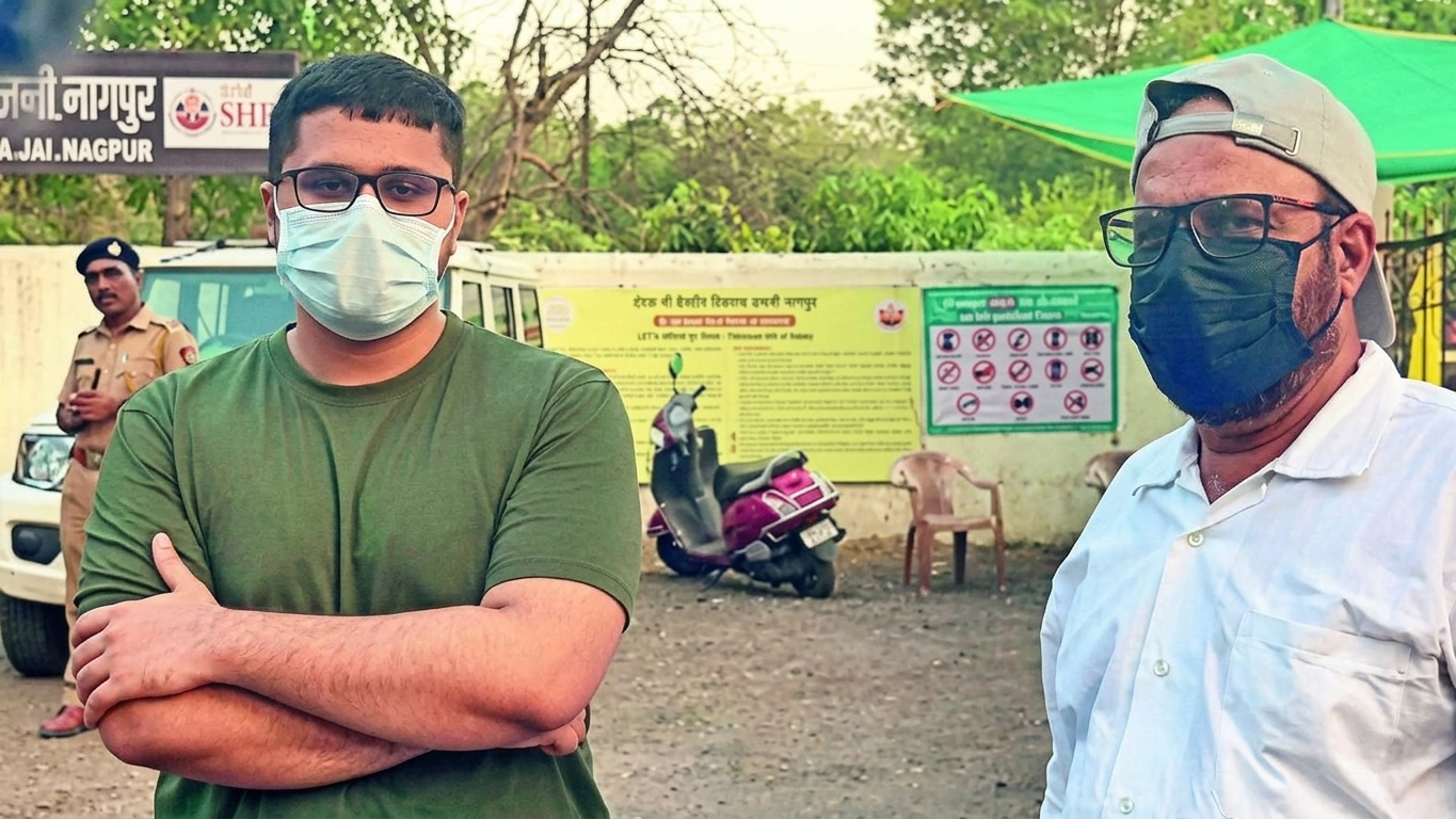 After Abu Dhabi row, Nagpur aspirant sits for NEET retest; father in ...