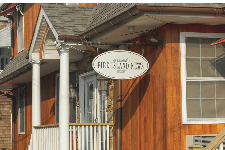 Marine police revive woman after she’s pulled unresponsive from Fire ...