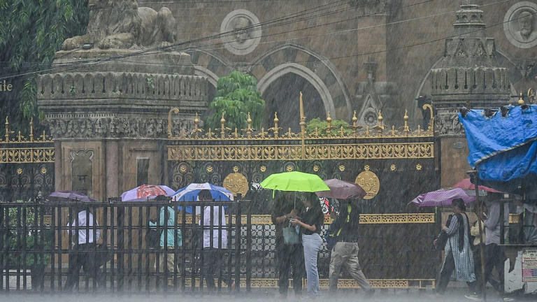 Mumbai gets respite from heat as rain, cool breeze persist for second day