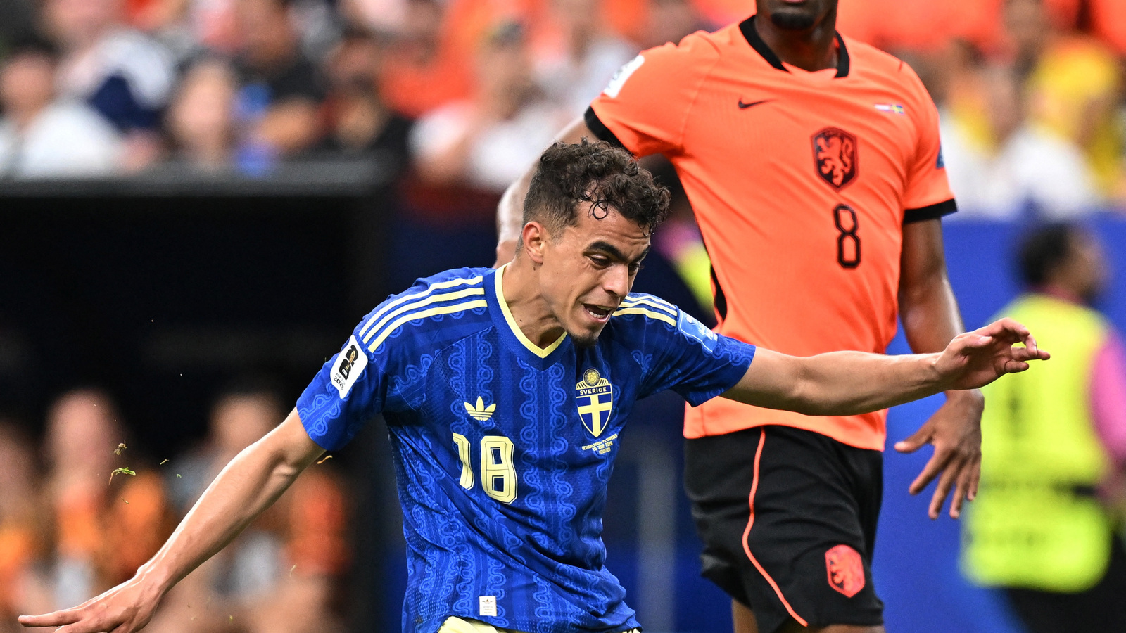 Newcastle want World Cup sensation with stunning goals to replace key star