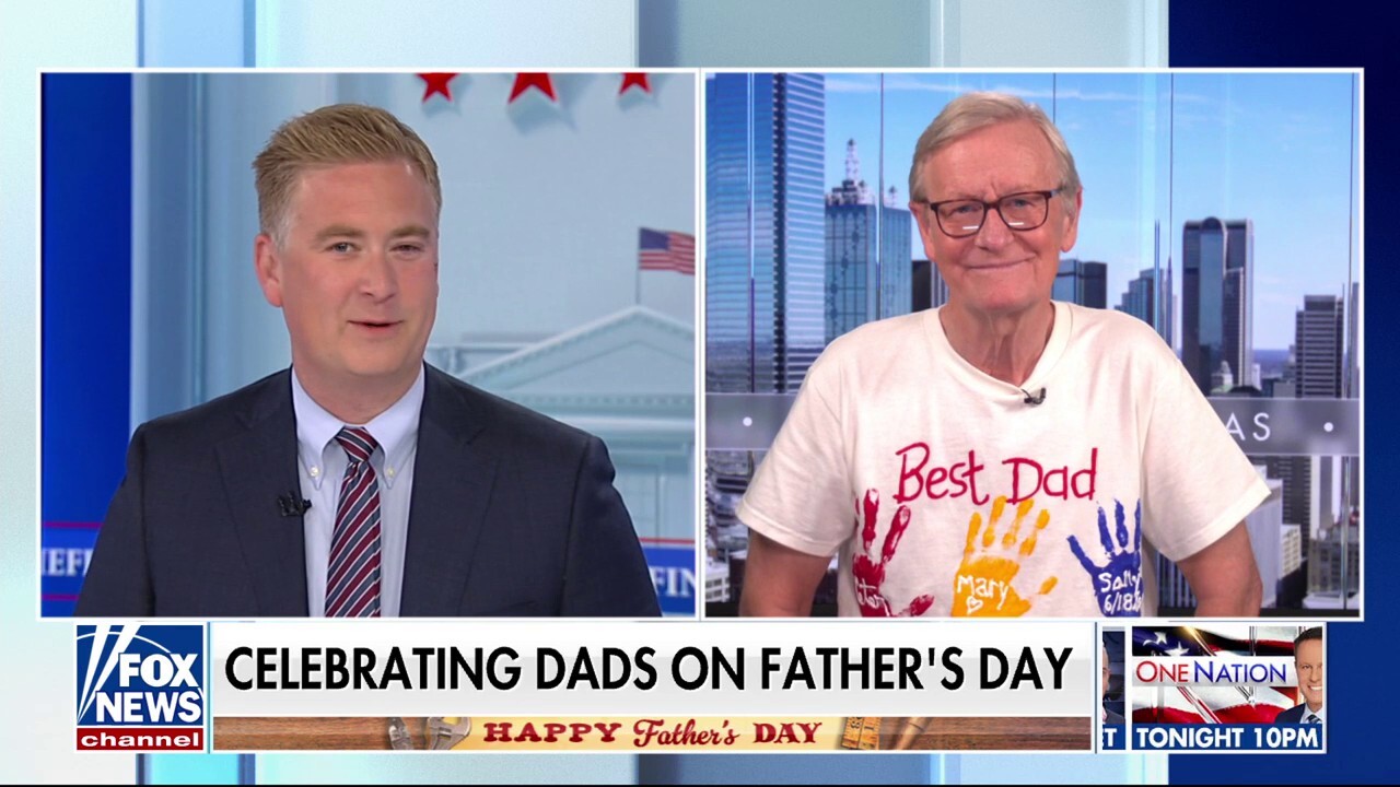 Peter Doocy celebrates Father's Day with his dad, Steve Doocy