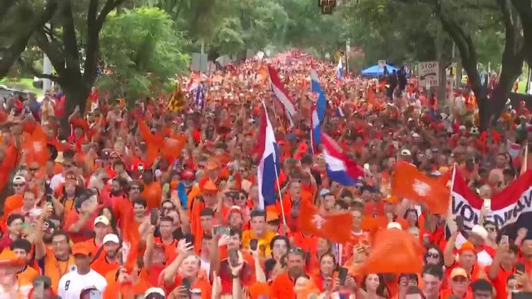 Dutch team trains in Kansas City, fans plan massive orange parade Thursday