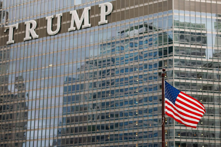 Street outside Chicago’s Trump Tower could be renamed for Obama