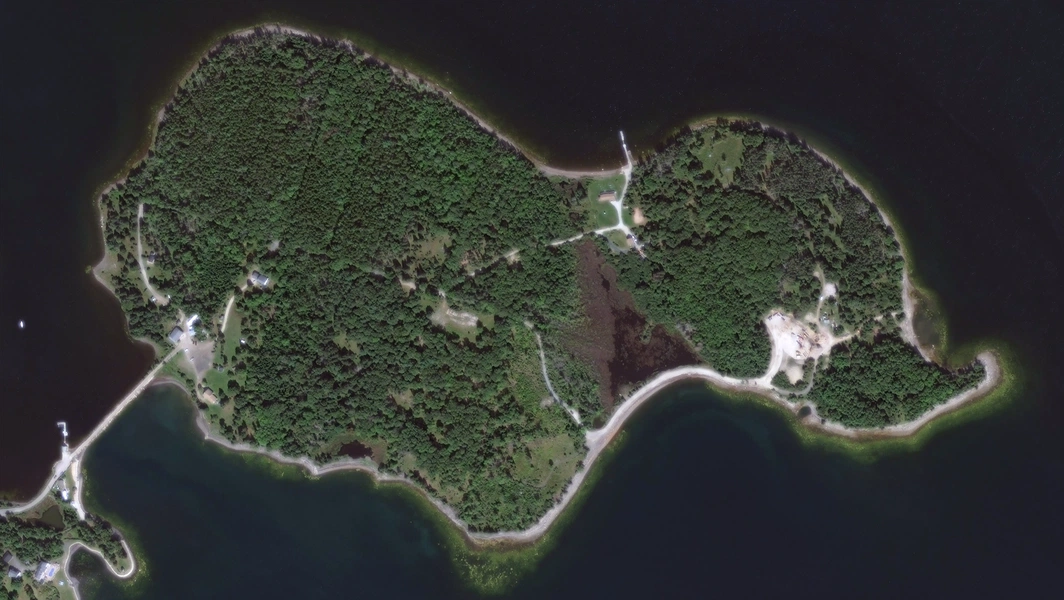 7 islands with haunting histories and legends