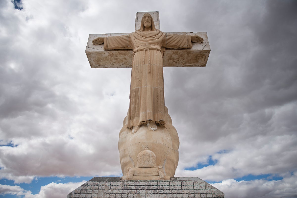 Catholic diocese says Trump’s border wall ‘desecrates’ Jesus statue