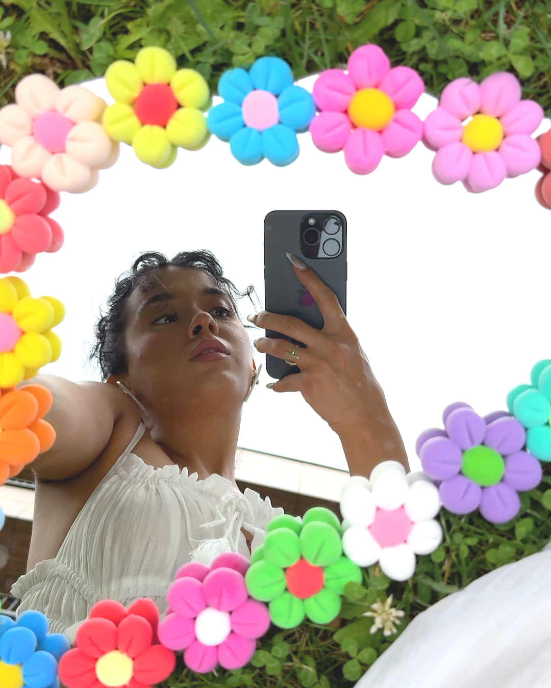 Transformér dit rum med dette DIY lerblomst spejl!🪞🌸