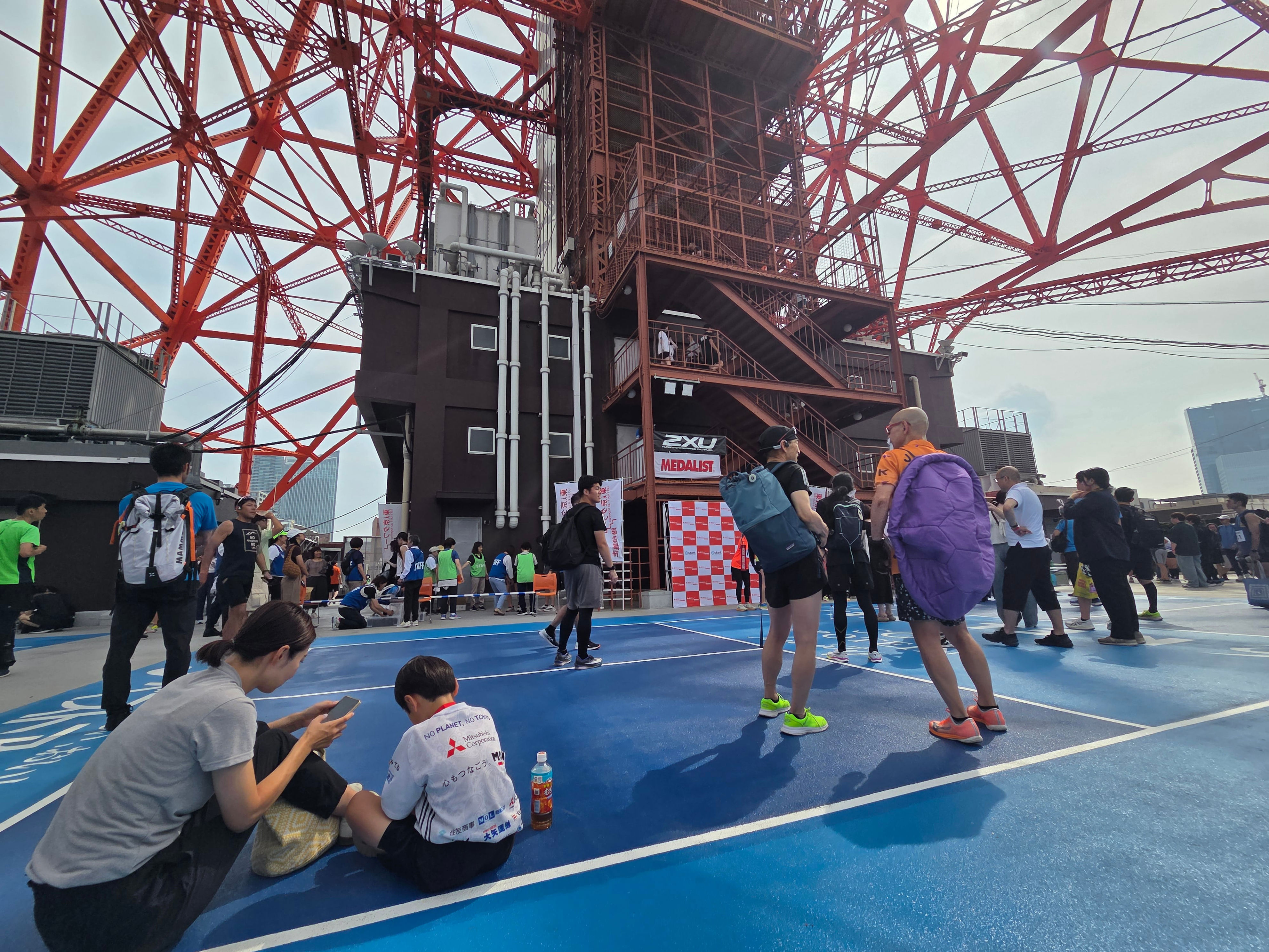Tokyo Tower vertical marathon draws multi-generational runners