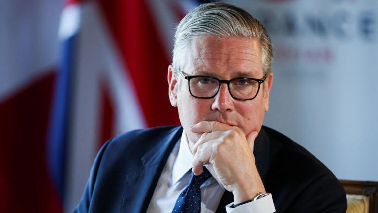 Top government figures expect Starmer to announce exit plans