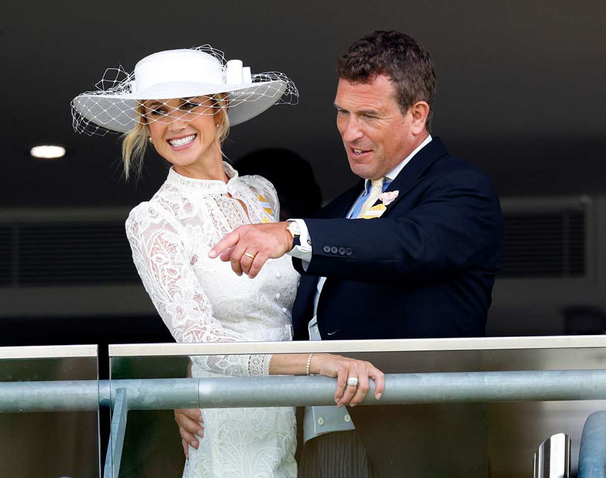 Peter Phillips couldn’t stop holding Harriet’s hand during loved-up ...