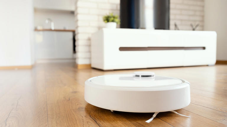 4 robot vacuum brands that users recommend you steer clear of